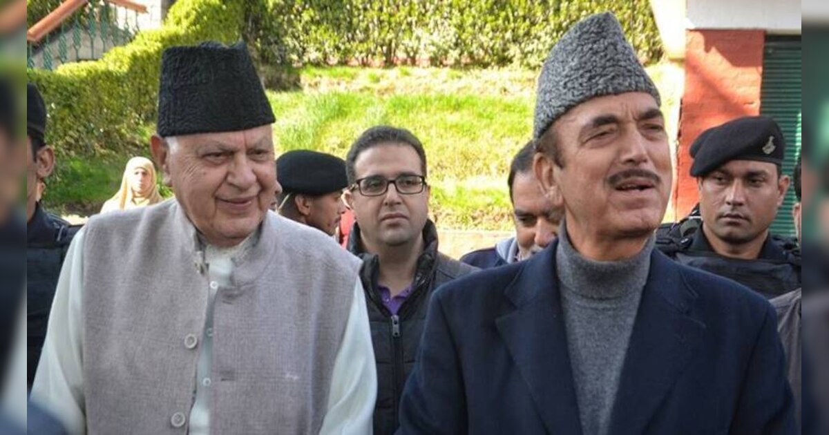 What did Farooq Abdullah say about after Ghulam Nabi Azad quit Congress
