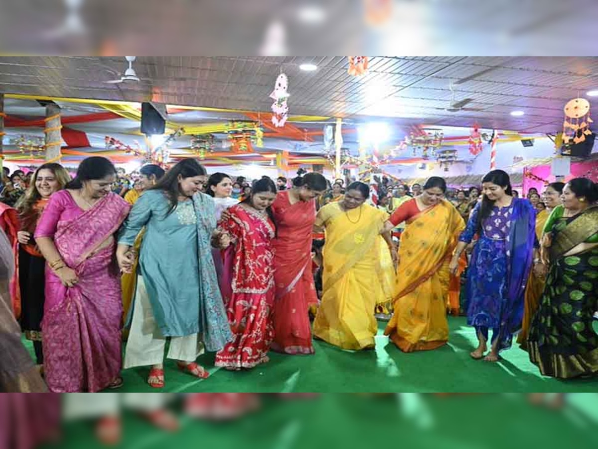 Teeja Pora tihar celebrated in CM House raipur CM bhupesh Baghel dance ...