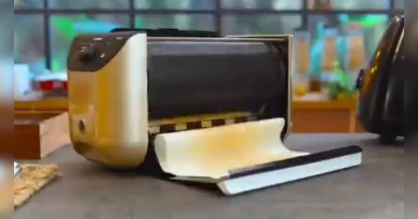 How To Make Round Dosa Video Goes Viral Of Dosa Printer Grabs Peoples ...