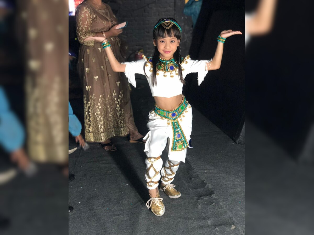 Jhalak Dikhhla Jaa 10 Contestant List Final Nia Sharma Rubina Dilaik ...