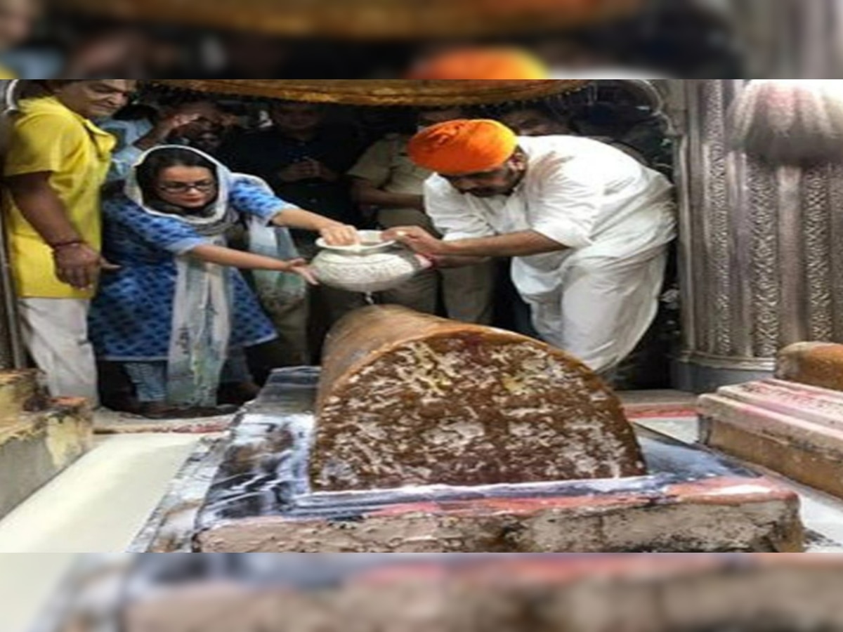 ias tina dabi worshiped at baba ramdev samadhi jaisalmer| Tina Dabi New ...