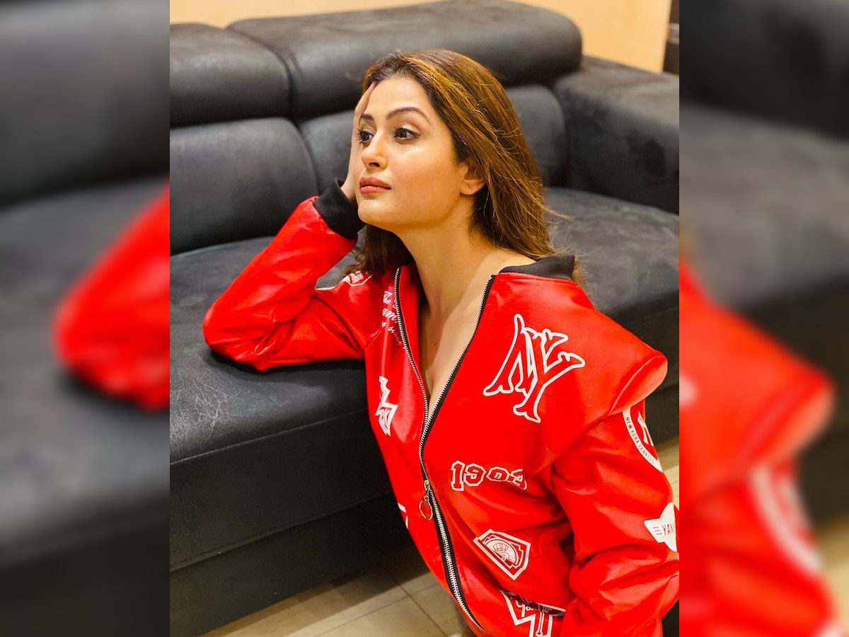 Shefali Sharma Bold Photos: shefali sharma will act as mother in sanjog ...