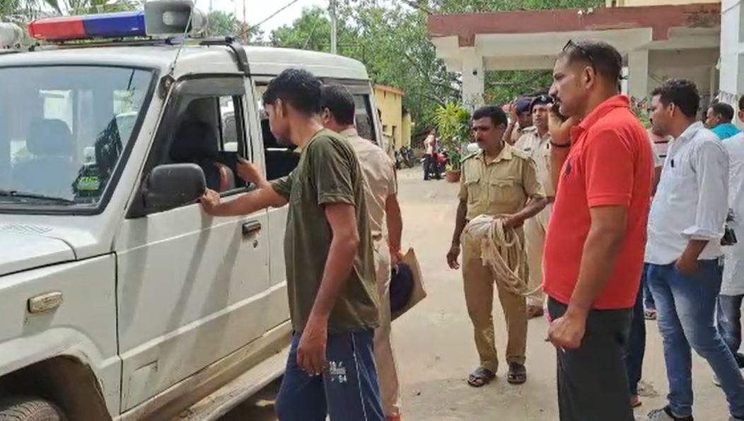 Jamui District Administration in Action After Attack And JDU Former Youth President Arrested ...