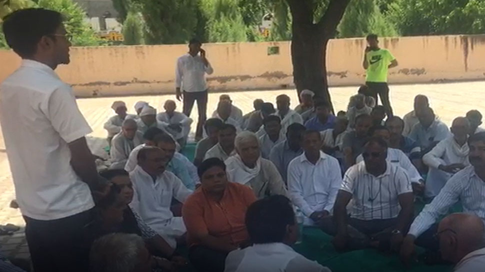 Churu With the help of imaginary issues the attention of the people of ...