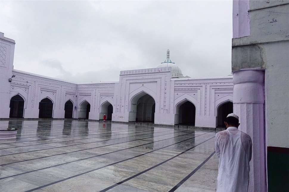 Badaun Jama Masjid specification history in hindi and Photo gallery ...