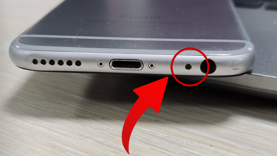 tiny smartphone hole function and importance for users | Smartphone का ...