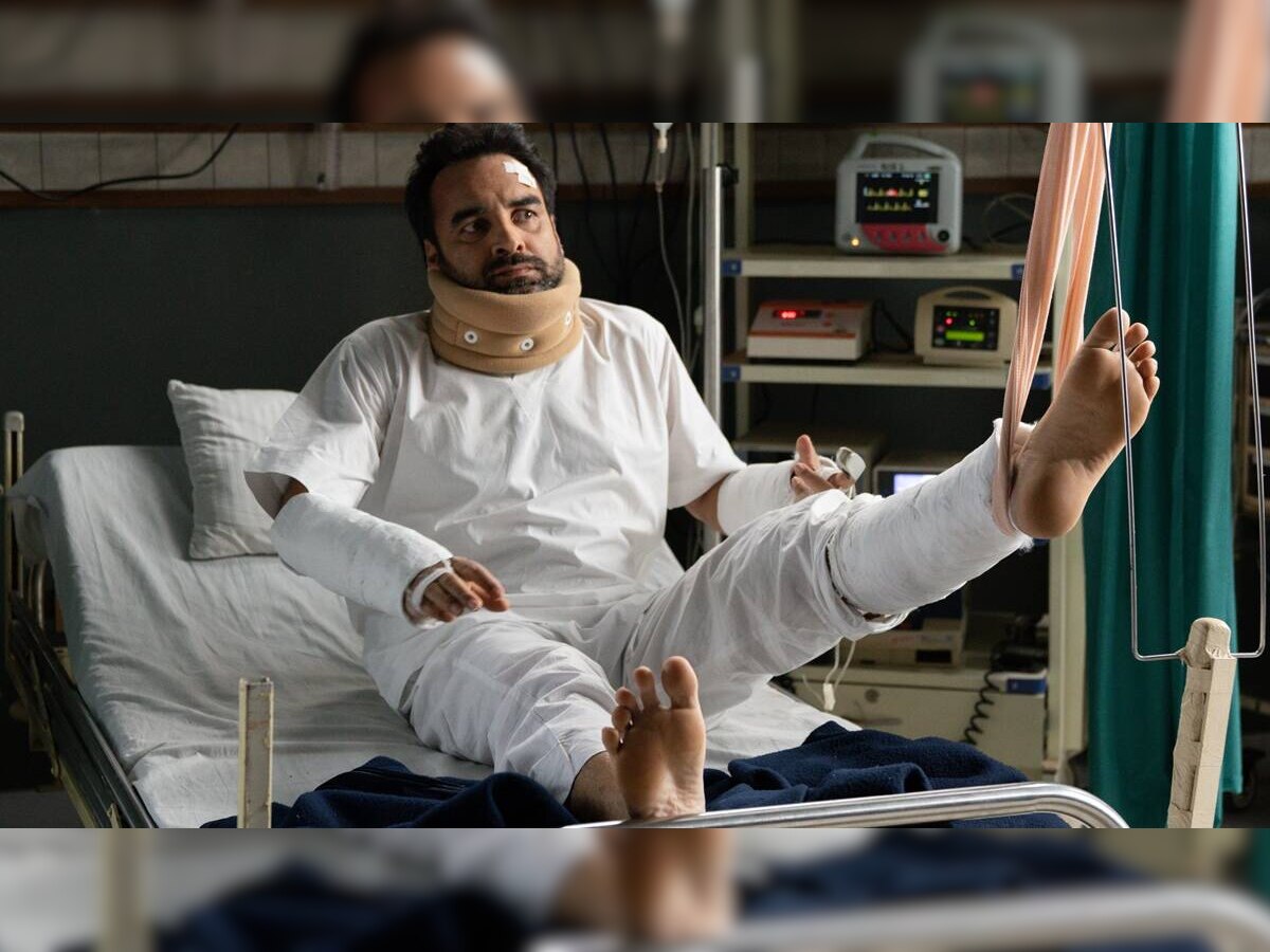 Vijay Verma Vijay Raj Pankaj Tripathi Zeeshan Ayyub Deepak Dobriyal ...
