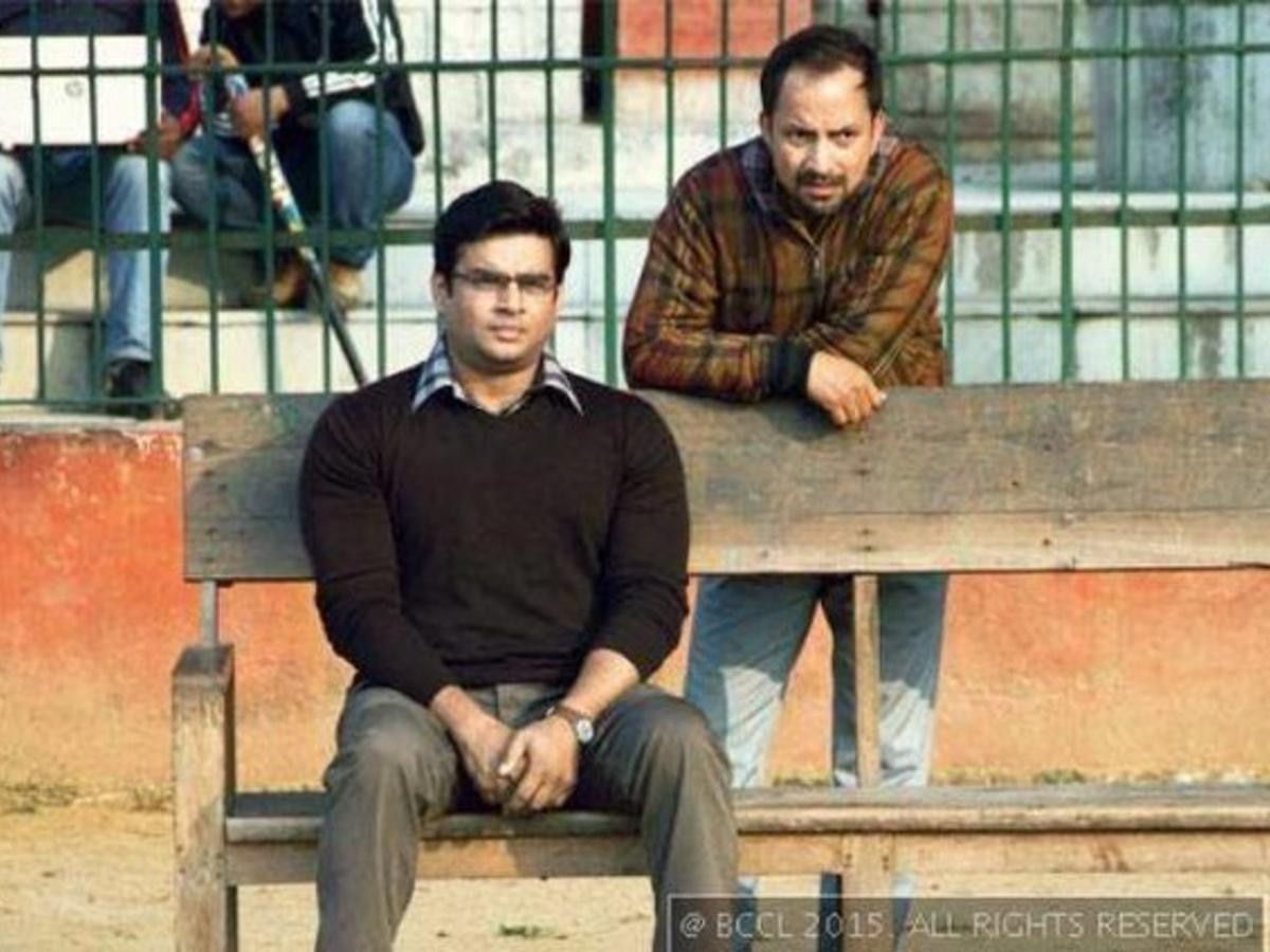 Vijay Verma Vijay Raj Pankaj Tripathi Zeeshan Ayyub Deepak Dobriyal ...