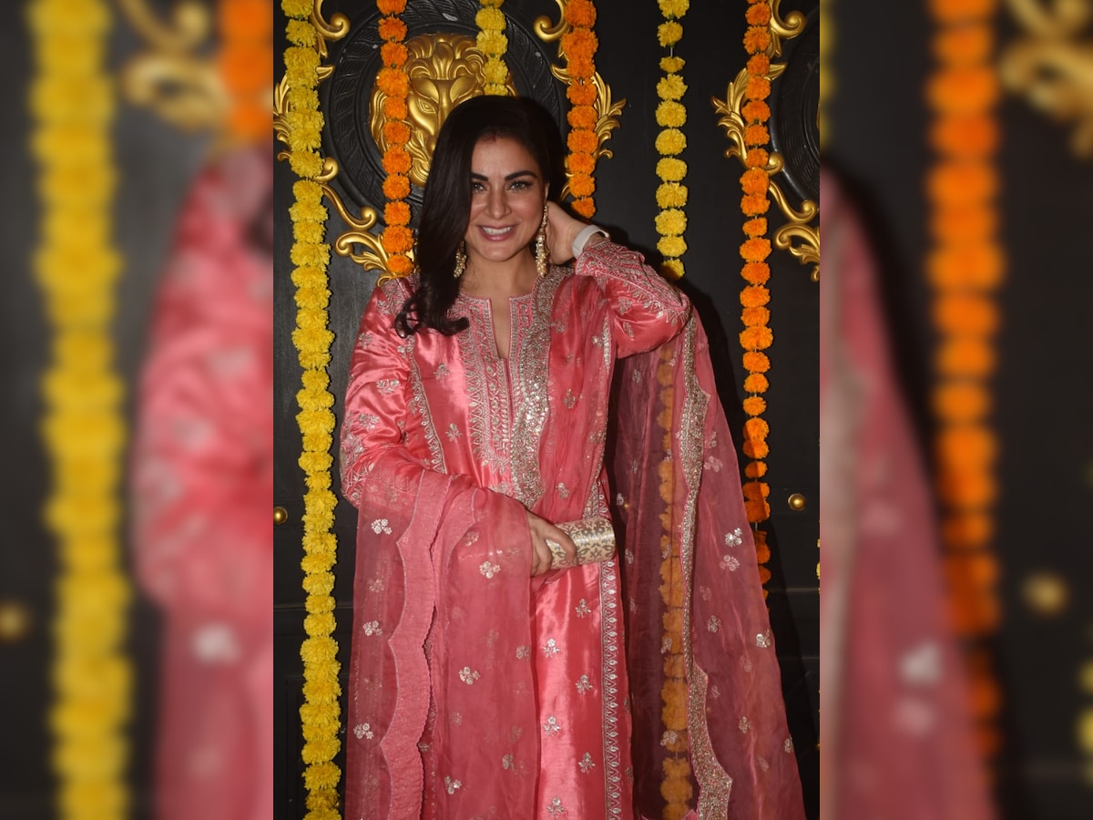 kundali bhagya preeta aka Shraddha Arya in pink sharara gota patti set ...