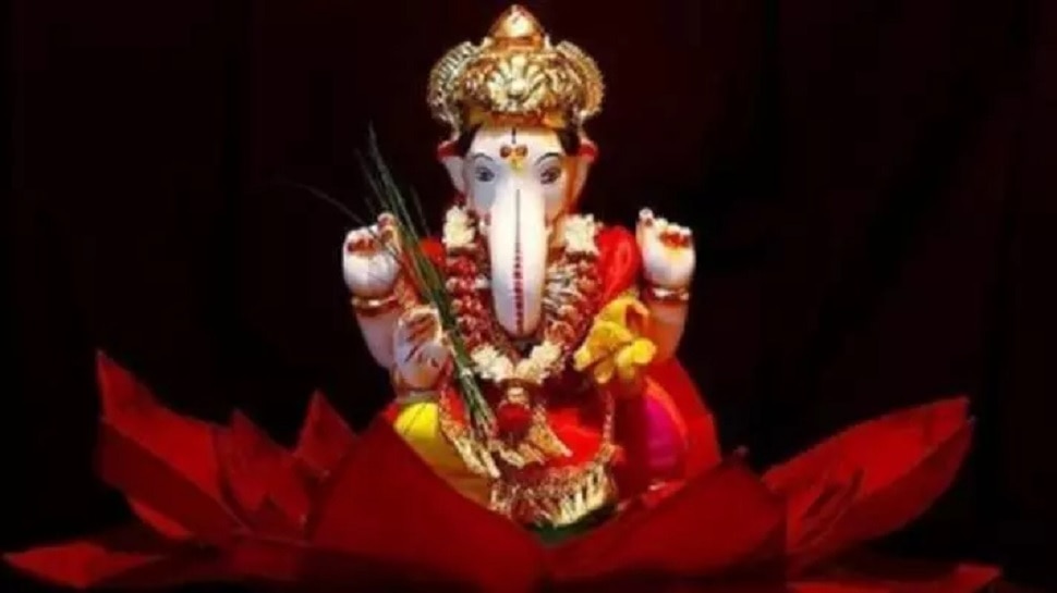Ganesha Geeta How different is Ganesh Gita from Bhagavad Gita know its ...