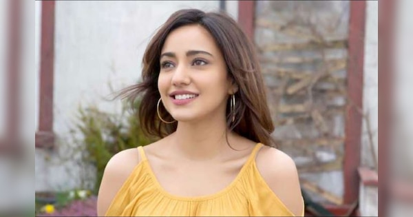 Neha Sharma showed her super bold look in black bralette she flaunted ...