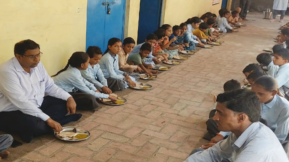 Sangaria Tehsildar did surprise inspection of Mid Day Meal Scheme ...