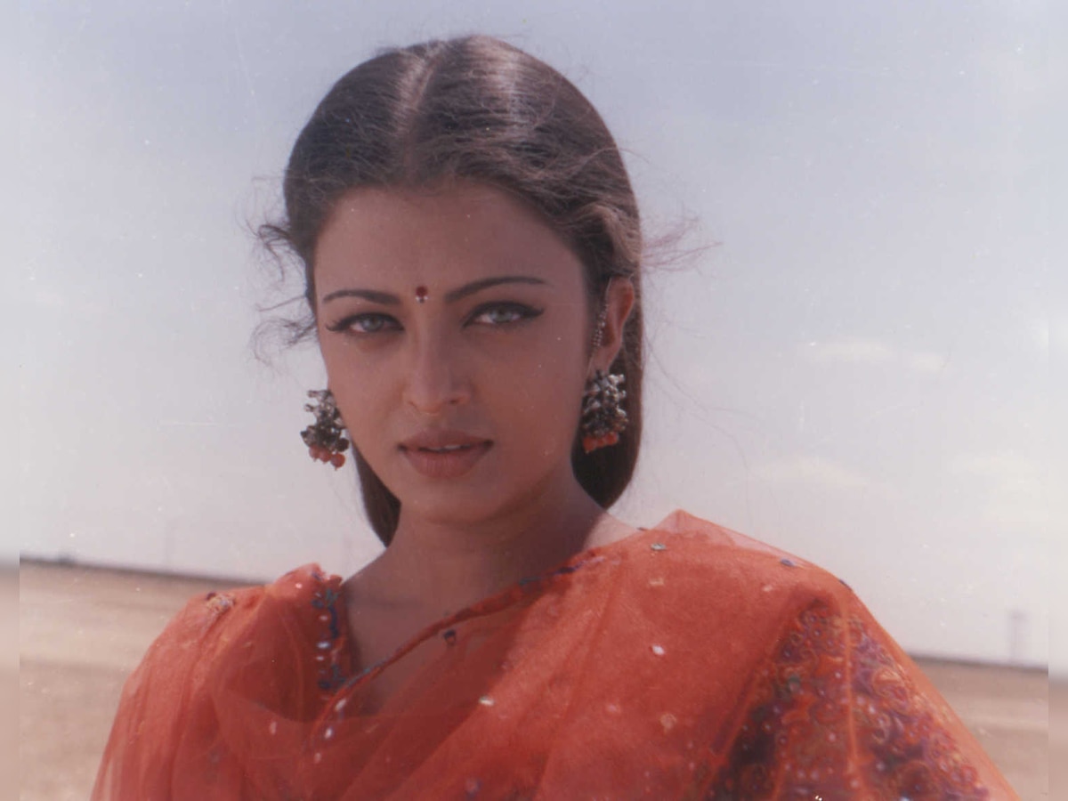 Before Ponniyin Selvan Aishwarya Rai Bachchan Looks super sexy and ...