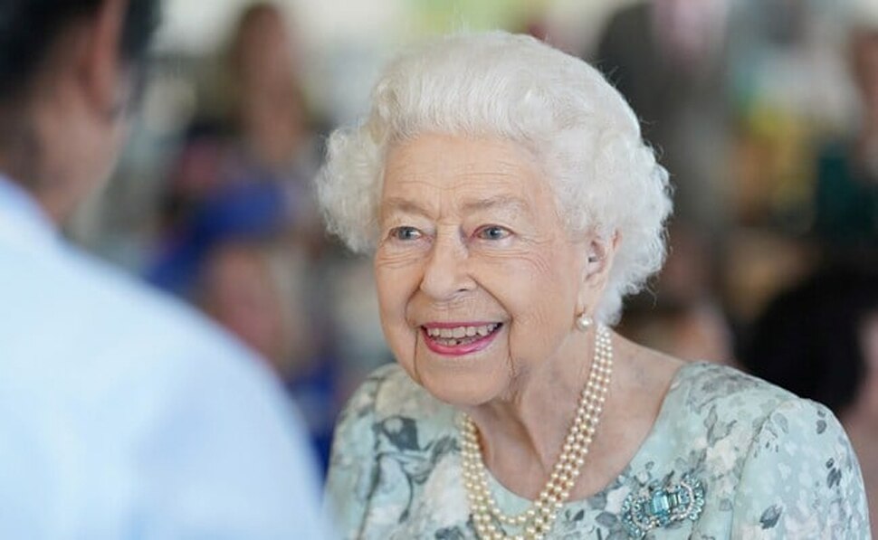 England Queen Elizabeth ii Biography, Age, Death, Family, Children ...