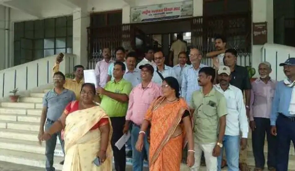 Jharkhand State Revenue Sub-Inspector District Level Union handed over ...