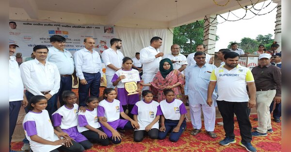 Dholpur Bari Block level Rajiv Gandhi Rural Olympic Games concludes ...