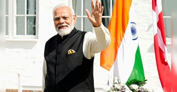 PM narendra Modi Birthday PM Modi lifestyle pen shoes glass clothes ...