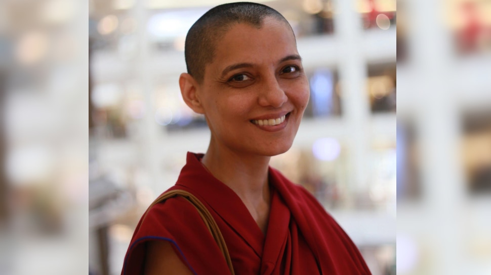 Barkha Madan left Glamorous Life And Bollywood Became Buddhisht Monk ...