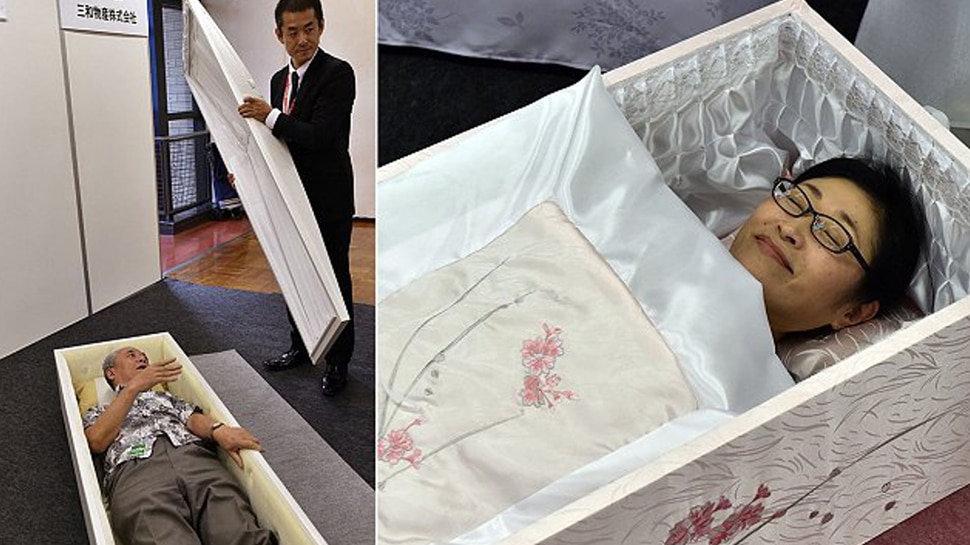 japanese Shukatsu festival people are actually taught how to properly prepare for death | Weird ...