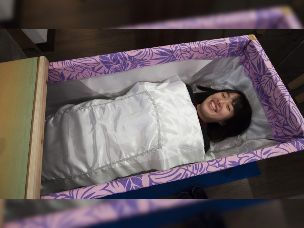 japanese Shukatsu festival people are actually taught how to properly prepare for death | Weird ...