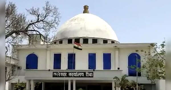 man named Nilesh Dwivedi became a Rewa Collector Manoj Pushp for ...