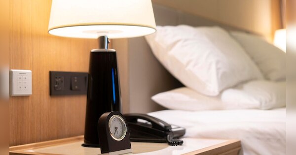 How To Find Hidden Camera In Hotel Guest House Room Hidden Camera 6346