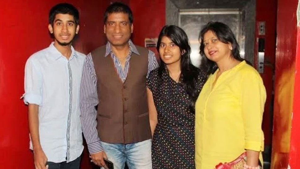 Raju Srivastav Family Photos know about raju srivastav family kids wife ...