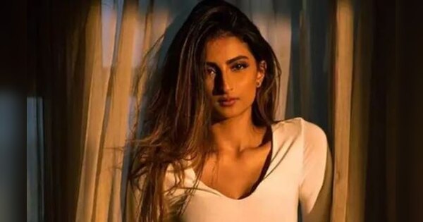 Bijlee Bijlee Girl Palak Tiwari boldness is way ahead than her mother Shweta Tiwari | 'बिजली ...