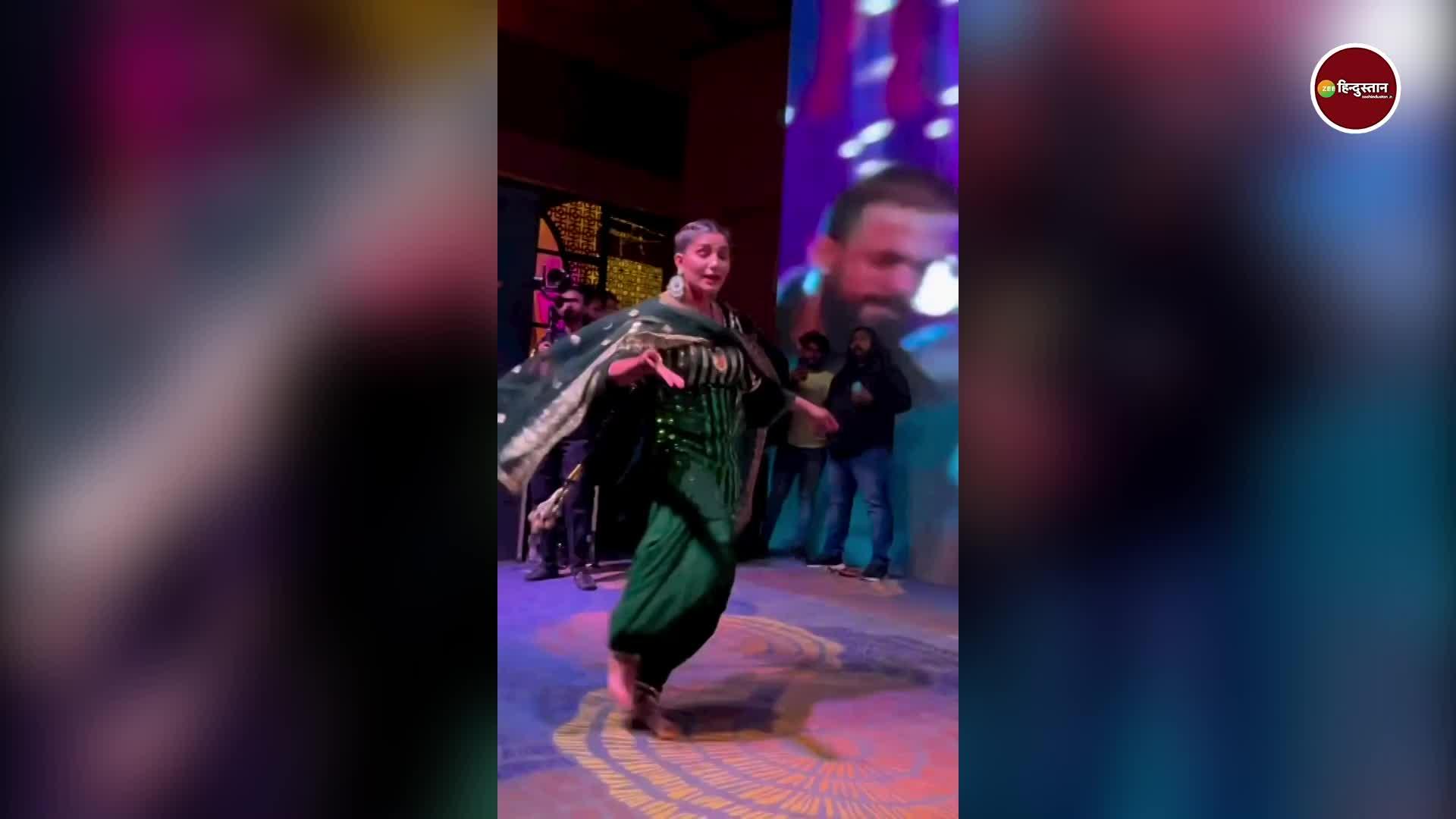 bold dance of haryanvi actress Sapna Choudhary goes viral on social ...