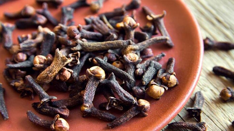 small clove can end turmoil of your life know miracle remedy | एक छोटी ...