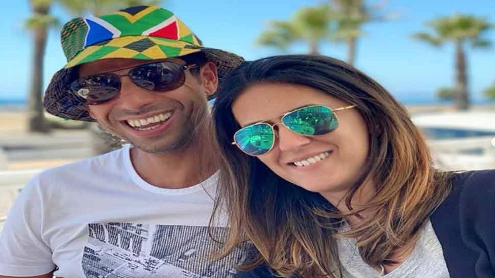 Team India former player Ashish Nehra and his wife Ashish Nehra Love ...