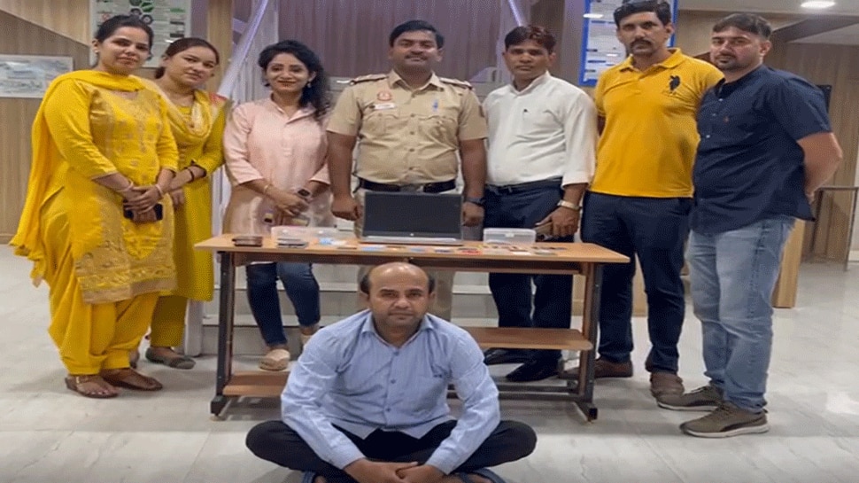 metro delhi metro crime facebook delhi cyber cell delhi crime sonipat ...