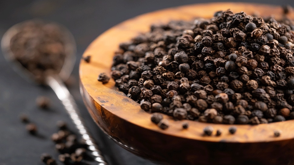 smoking black pepper chain smoker adopt these qualities health benefits ...