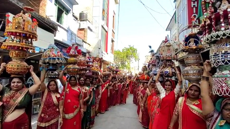 Procession taken out on Agrasen Jayanti | Beawar: अग्रसेन जयन्ती पर ...
