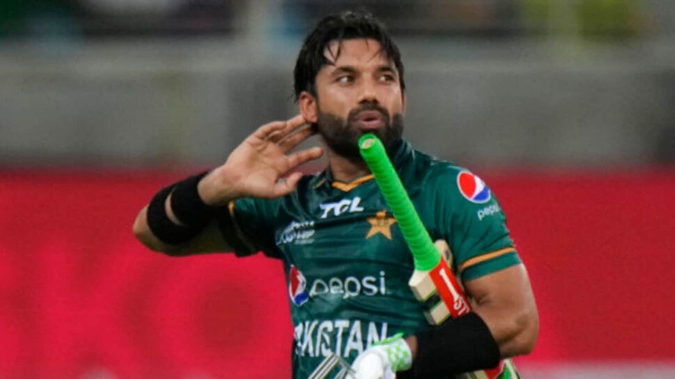 Pakistan Cricketer Mohammad Rizwan seen picking national flag by his ...