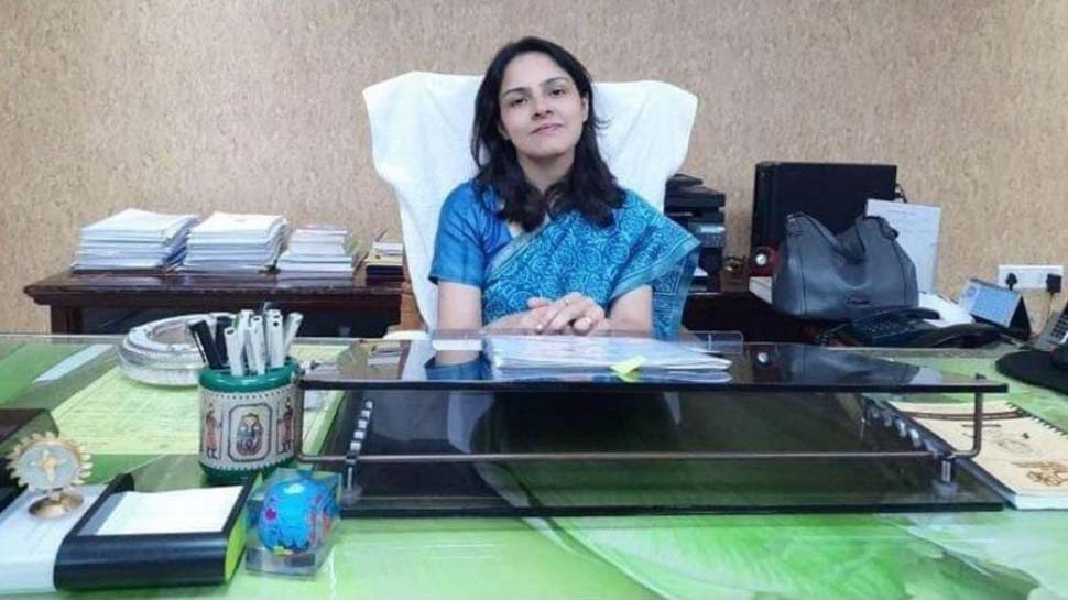 IAS Success Story Who is IAS Roshan Jacob? Prior to this, no woman ...