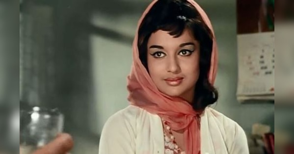 Asha Parekhwas upset due to Dharmendra drinking habit on the sets of ...