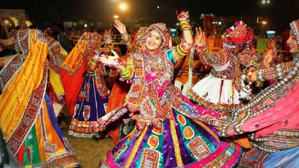 best places in delhi for garba and dandiya night cr park durga puja ...