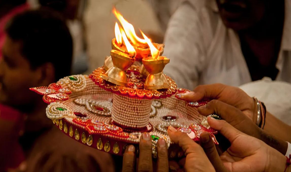 Navami Pujan Aarti do panch dev aarti after havan lord ganesha mata durga lord vishnu devi ...