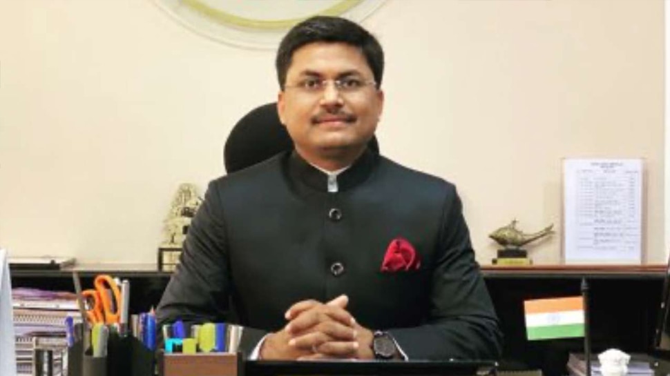IAS officer Awanish Sharan shared the video of success in life Seeing ...