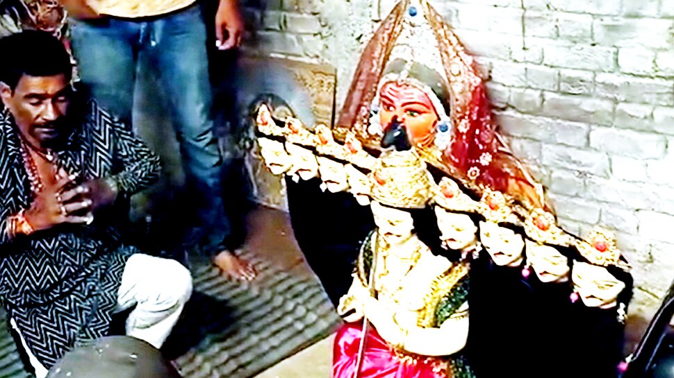 dussehra munna lankeshwar worships Ravana every day patan jabalpur ssmp ...