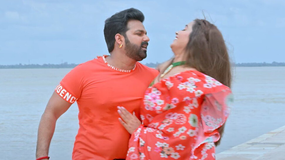 Khesari Lal Yadav actress Kajal Raghavani seen romancing Pawan Singh in bhojpuri song Dil Ke ...