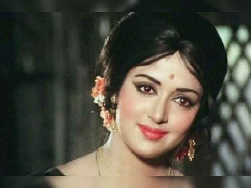 Dimple Kapadia to Madhuri Dixit Bollywood actress who has romanced both ...