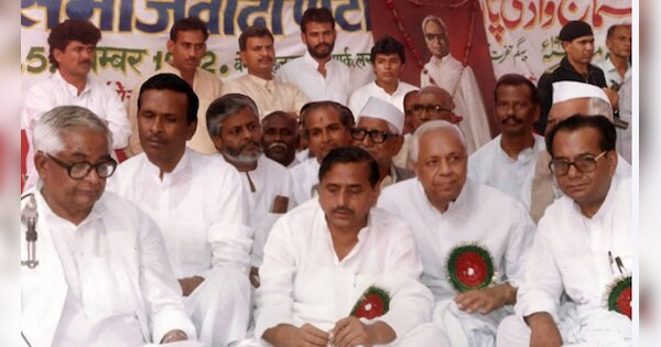 Neta ji Ki Kahani 9 bullets fired on Mulayam Singh Yadav on 8 March ...