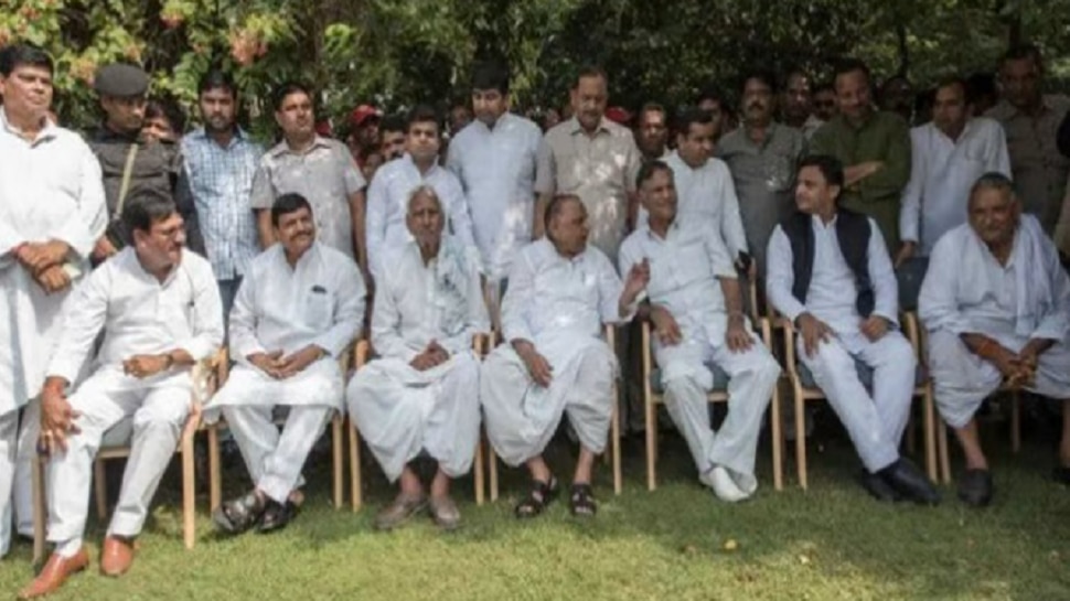 Mulayam Singh Yadav Family Tree Know About Sadhna Gupta Malti Devi ...