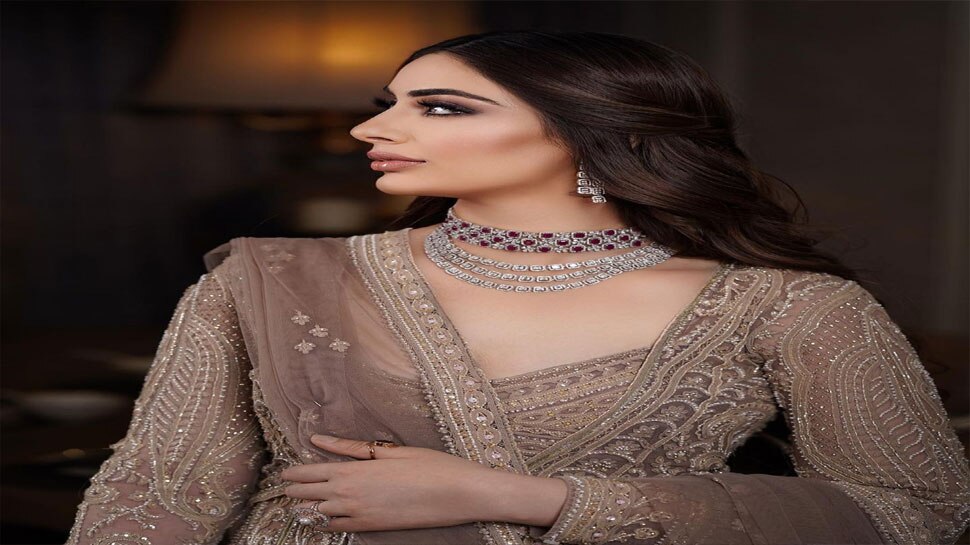 ex Husband of Tina Dabi IAS Athar Aamir Khan wife Dr Mahreen Qazi share ...