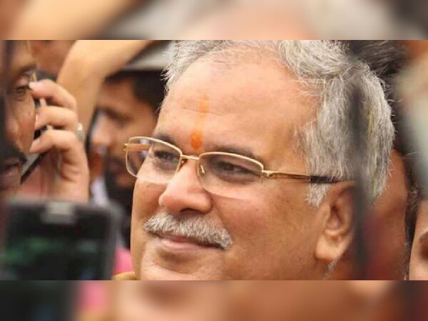 CM Baghel reached Pihrid to meet Rahul Sahu who fell in borewell pit Cg ...