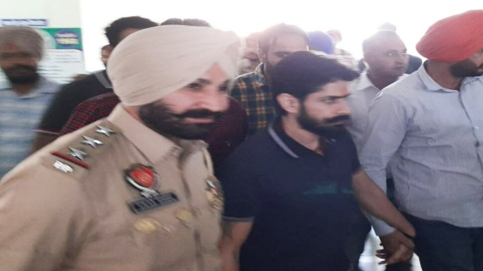 Punjab moga police gangster lawrence bishnoi court viral video social ...
