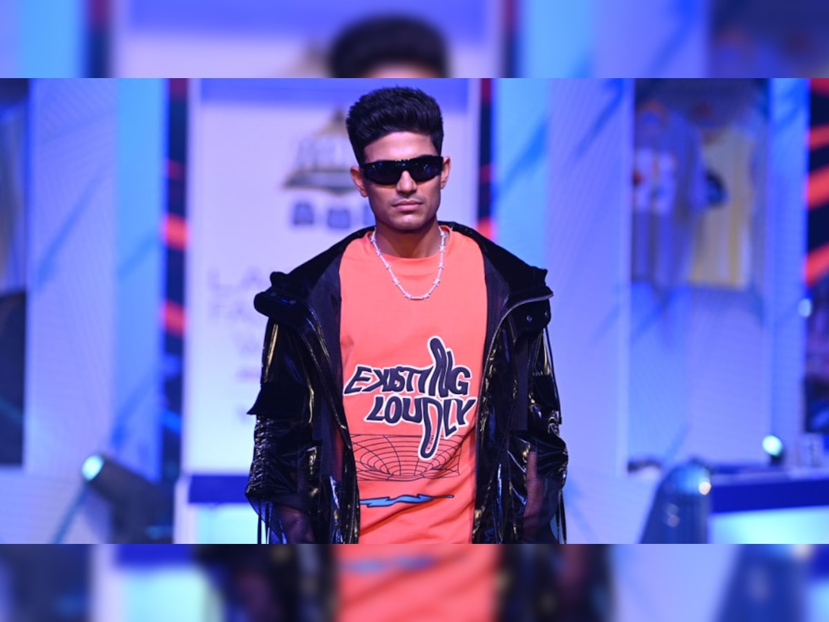 Shubman Gill showstopper in fashion show black jacket goggles and chain ...