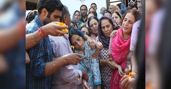 Puran Krishna: The scream of Kashmiri Pandit Puran's wife will make you ...